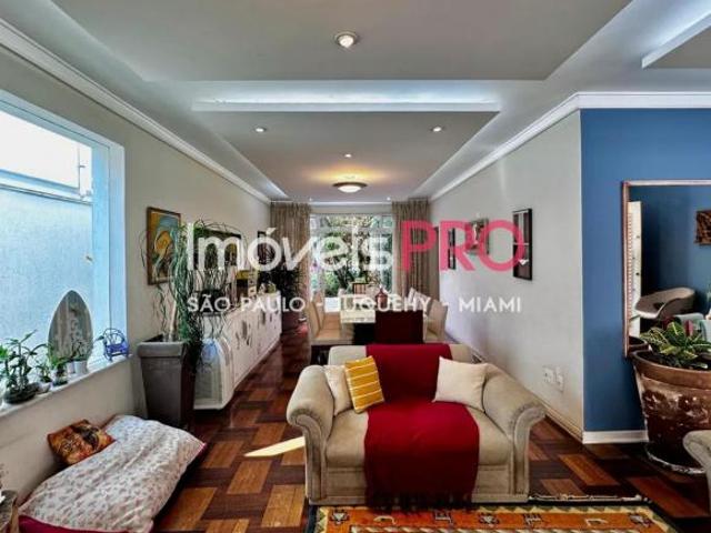 Casa térrea com 250 m², 4 dormitórios e quintal na Granja Julieta