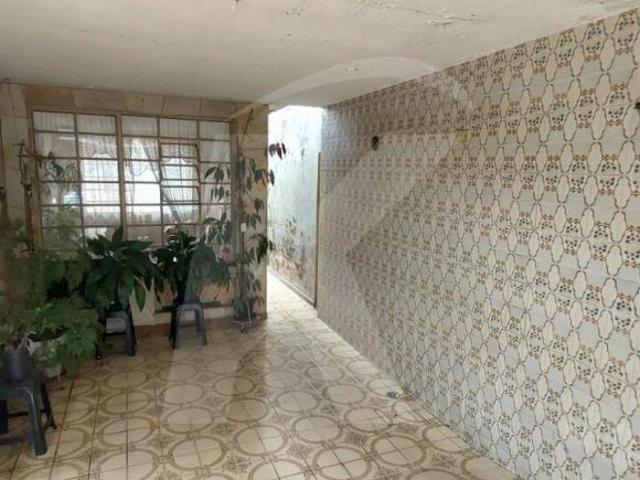 Casa Térrea com 2 Dormitórios, 1 vaga de garagem na Vila Gustavo