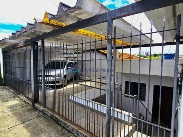 Casa térrea com 2 dormitórios, 1 vaga, próximo ao metrô Saude