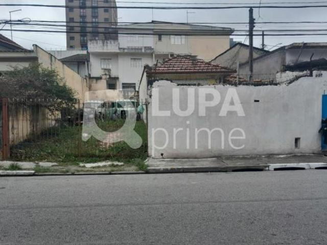 Casa Térrea com 2 dormitórios á venda na Vila Vitório Mazzei