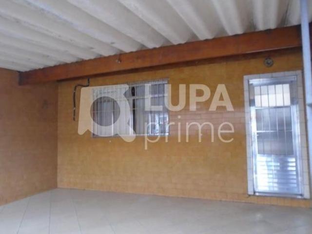 Casa Térrea com 2 dormitórios á venda no Jardim Brasil