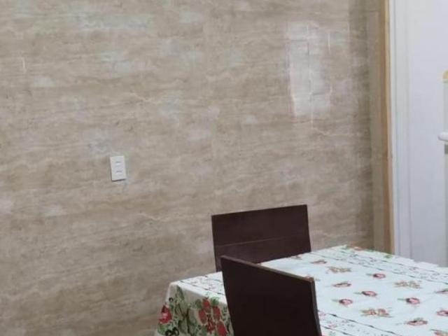 Casa Térrea com 2 Dormitórios e Edícula à Venda Próximo ao Shopping Raposo R$ 400 mil