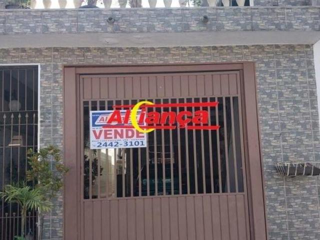 Casa Térrea com 2 dormitórios e 3 vagas