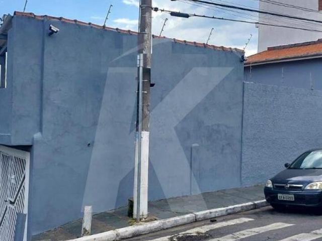 Casa Térrea com 2 Dormitórios mais Salão comercial na Vila Gustavo