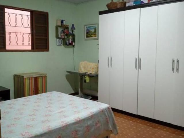 CASA TÉRREA COM 2 DORMITÓRIOS NO BANDEIRA BRANCA