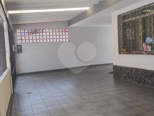 Casa térrea com 2 quartos à venda em Assunção SP