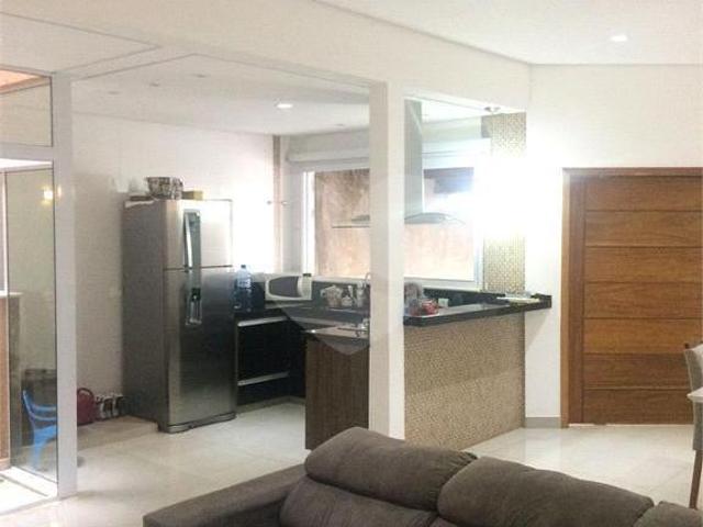 Casa térrea com 2 quartos à venda em Nova Cerejeira SP