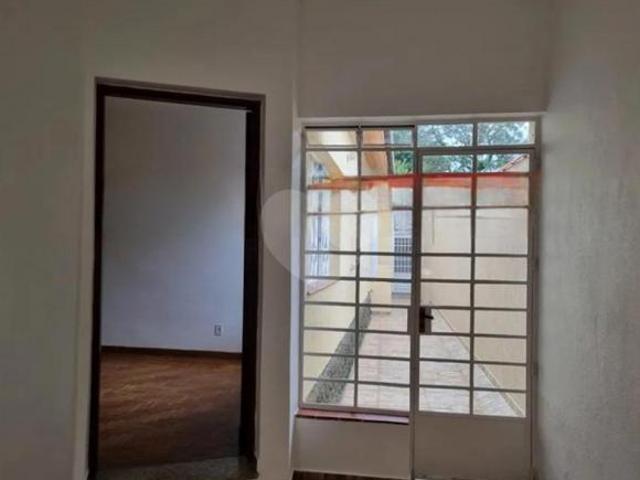 Casa térrea com 2 quartos à venda em Tremembé SP