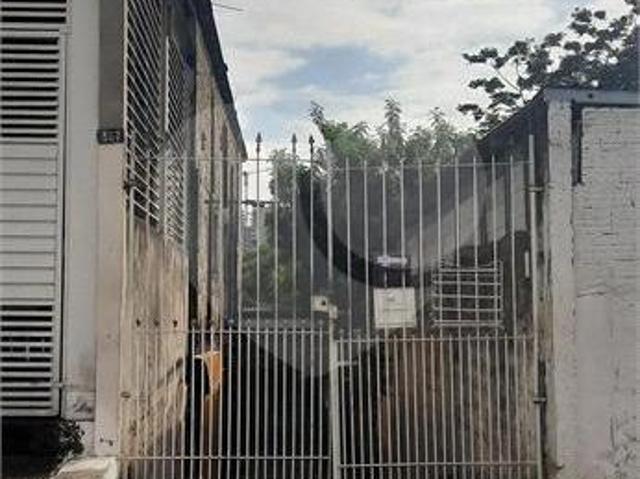 Casa térrea com 2 quartos à venda em Vila mazzei SP