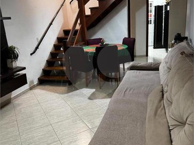 Casa térrea com 2 quartos à venda em Vila piauí SP