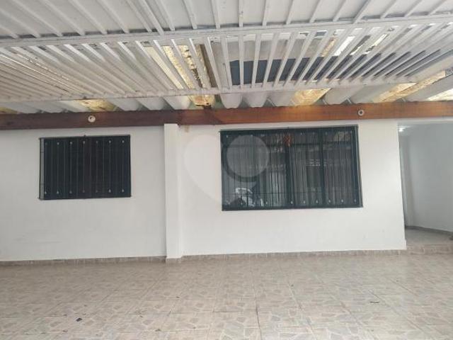 Casa térrea com 2 quartos à venda em Vila romero SP
