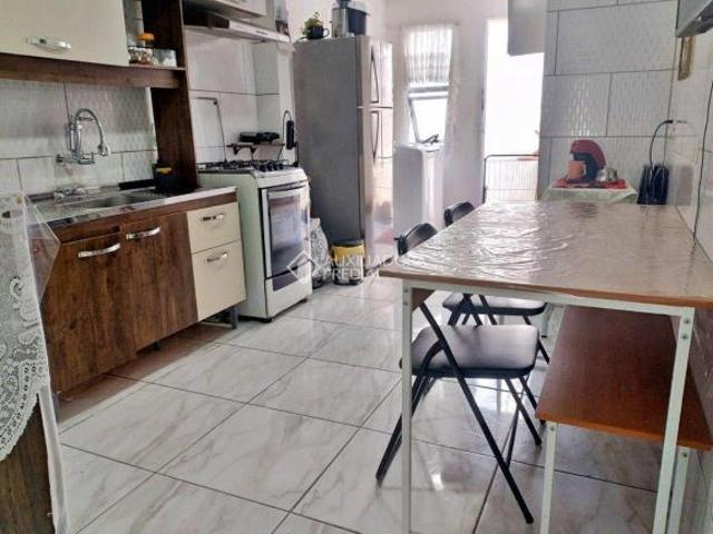 Casa térrea com 2 quartos com suíte no Bairro Hípica