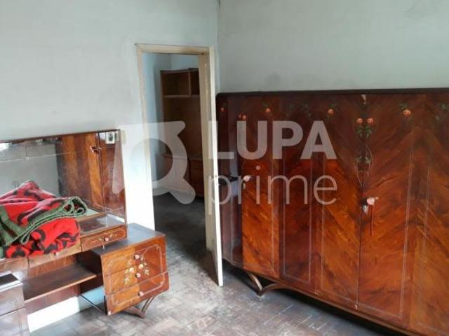 CASA TÉRREA COM 2 QUARTOS E 3 VAGAS A VENDA NA VILA GUSTAVO
