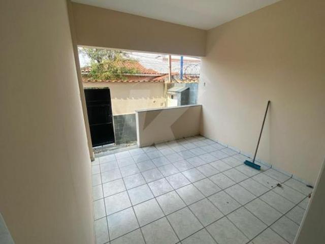 Casa terrea com 2 Quartos e 1 Vaga na Vila Mazzei