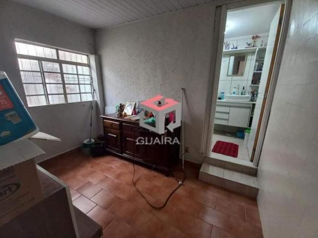 Casa térrea com 2 quartos e 2 vagas no Rudge Ramos