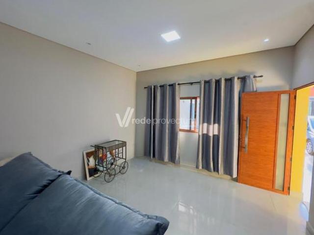 CASA TÉRREA COM 2 QUARTOS E PISCINA