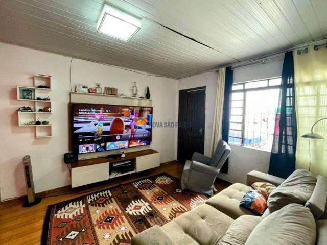 Casa Térrea com 2 quartos, localizado na região da Vila Guarani