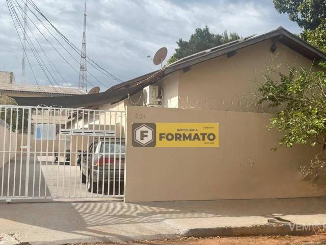 Casa Térrea com 2 Quartos para Alugar por R$ 1.000/mês