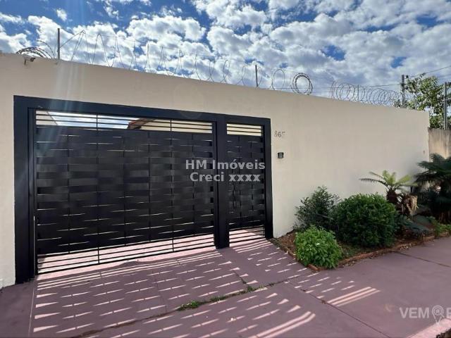 Casa Térrea com 2 Quartos para Alugar por R$ 1.300/mês