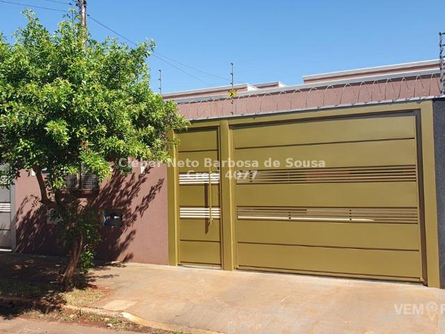 Casa Térrea com 2 Quartos para Alugar por R$ 1.700/mês