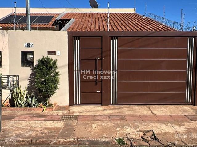 Casa Térrea com 2 Quartos para Alugar por R$ 2.300/mês