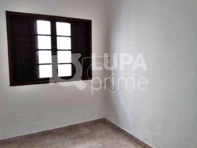CASA TÉRREA COM 2 QUARTOS PARA VENDA, VILA GUSTAVO, SÃO PAULO