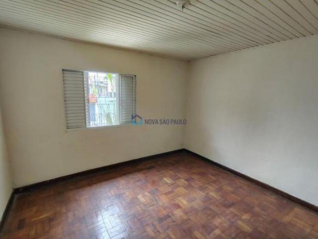 Casa térrea com 2 quartos, próximo do metro Ipiranga