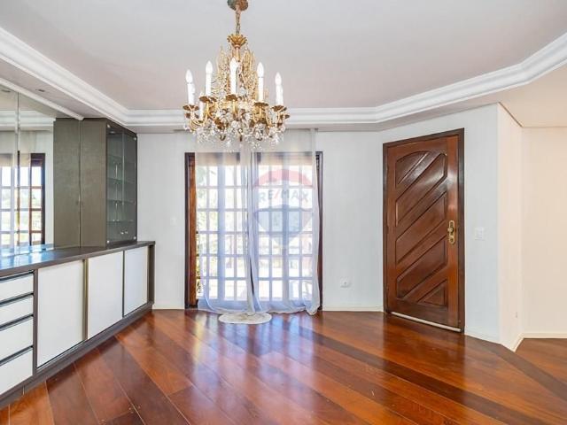 Casa Térrea com 301m² | Terreno 480m² | Espaço Gourmet | Barreirinha
