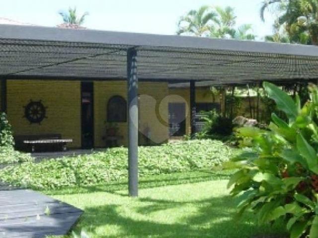 Casa térrea com 7 quartos à venda em Balneário praia do pernambuco SP