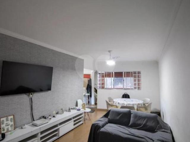 Casa térrea com 7 quartos à venda em Vila mazzei SP