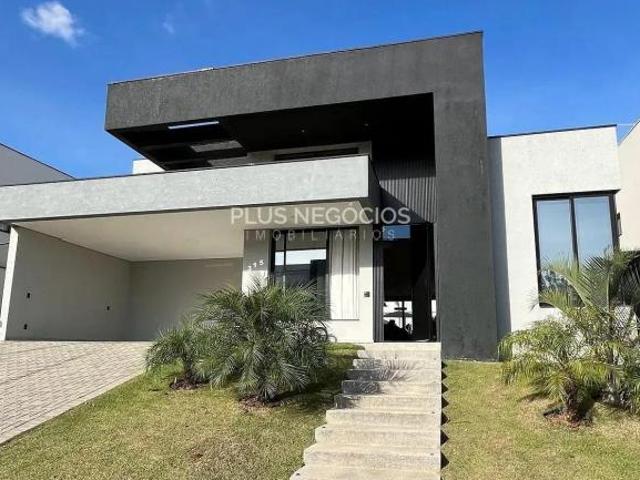 Casa Térrea com 491m² de Terreno, 3 Suítes e Área Gourmet Alphaville Nova Esplanada 3 Votoranti