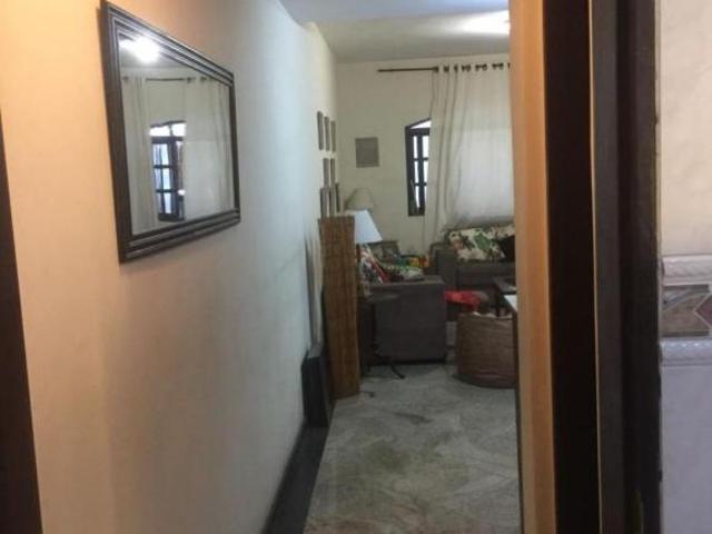 Casa Térrea com 4 Dormitórios à Venda no Jardim Umarizal Próxima à Estação Vila Sônia