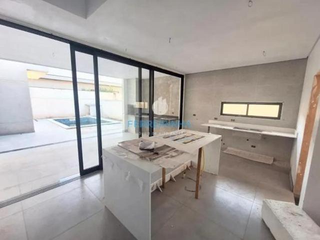 Casa Térrea com 4 dormitórios à venda, 235 m² por R$ 2.700.000 Urbanova São