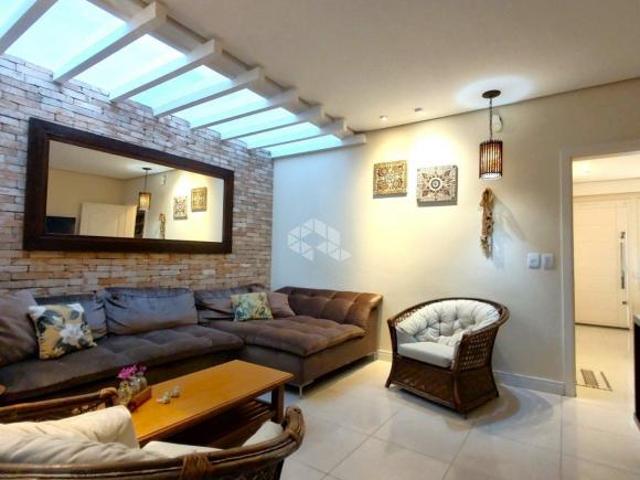 CASA TÉRREA COM 4 DORMITÓRIOS MAIS APARTAMENTO NOS FUNDOS