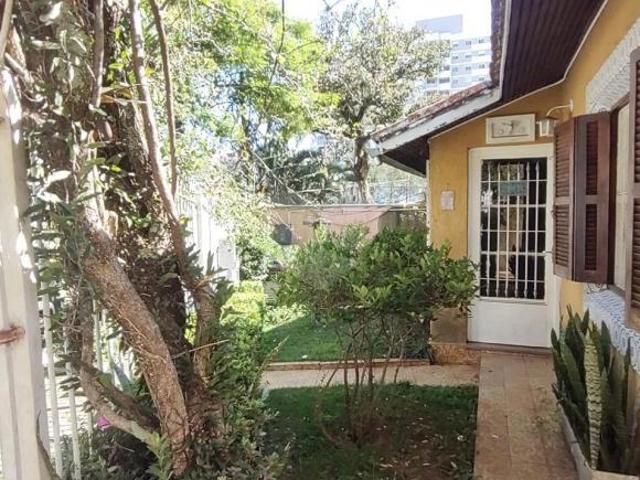 Casa térrea com 4 quartos à venda em Conjunto residencial santa terezinha SP