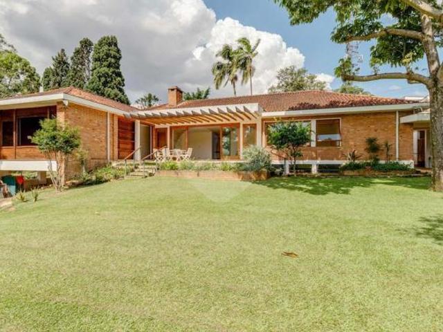 Casa térrea com 4 quartos à venda em Chácara monte alegre SP
