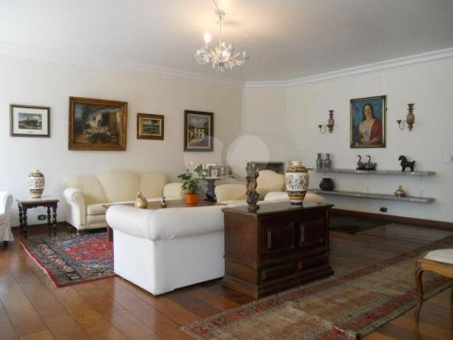 Casa térrea com 4 quartos à venda em Alto de pinheiros SP