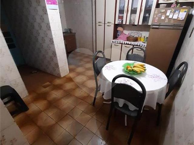 Casa térrea com 4 quartos à venda em Bortolândia SP
