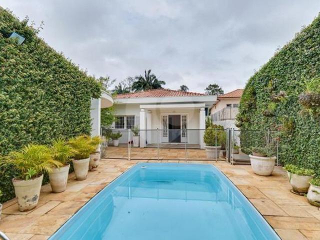 Casa térrea com 4 quartos à venda em Granja Julieta SP