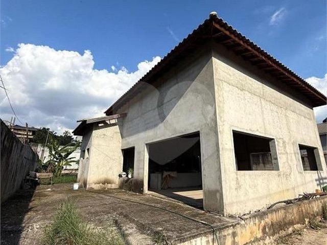 Casa térrea com 4 quartos à venda em Interlagos SP