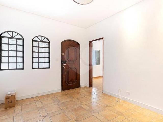 Casa térrea com 4 quartos à venda em Jardim das bandeiras SP
