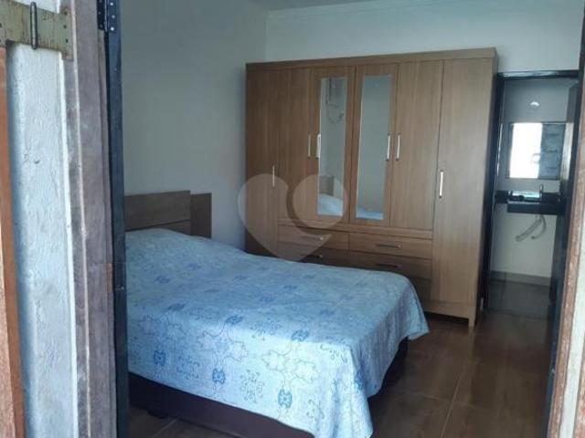 Casa térrea com 4 quartos à venda em Jardim virgínia SP