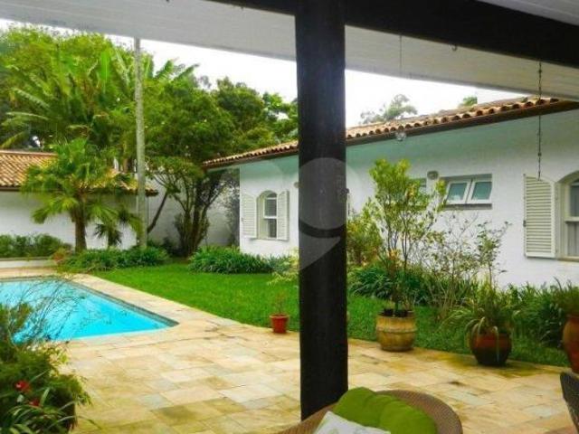Casa térrea com 4 quartos à venda em Santo amaro SP