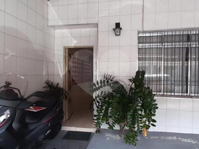 Casa térrea com 4 quartos à venda em Parque São Lucas SP