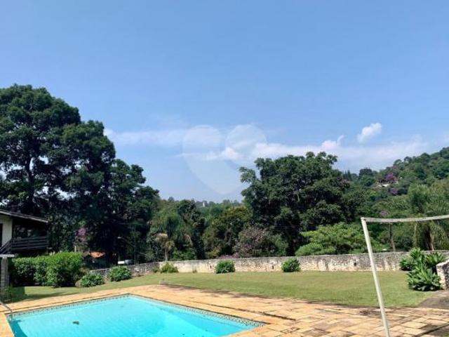 Casa térrea com 4 quartos à venda em Roseira SP