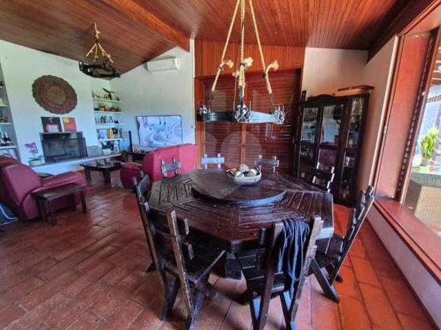 Casa térrea com 4 quartos à venda em Roseira SP