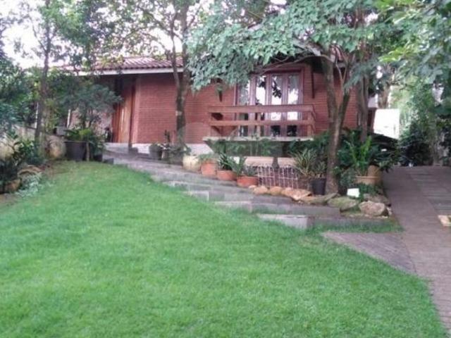 Casa térrea com 4 quartos à venda em Tremembé SP