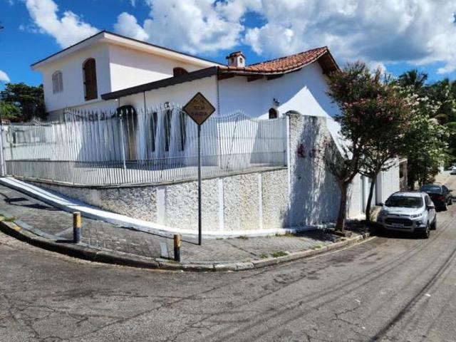 Casa térrea com 4 quartos à venda em Tremembé SP