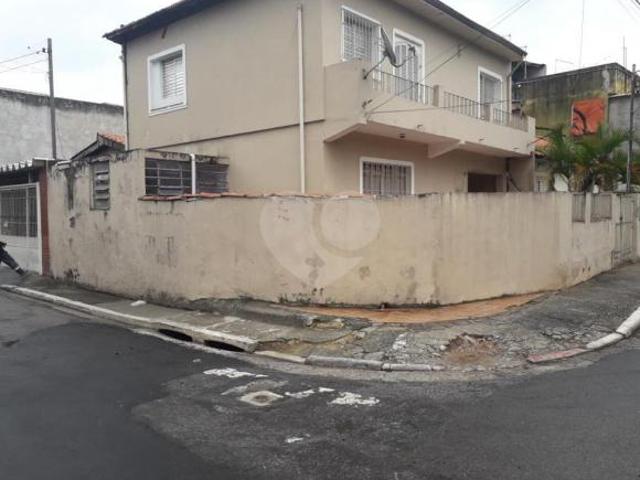 Casa térrea com 4 quartos à venda em Vila constança SP