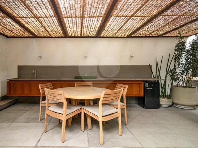Casa térrea com 4 quartos à venda em Vila madalena SP